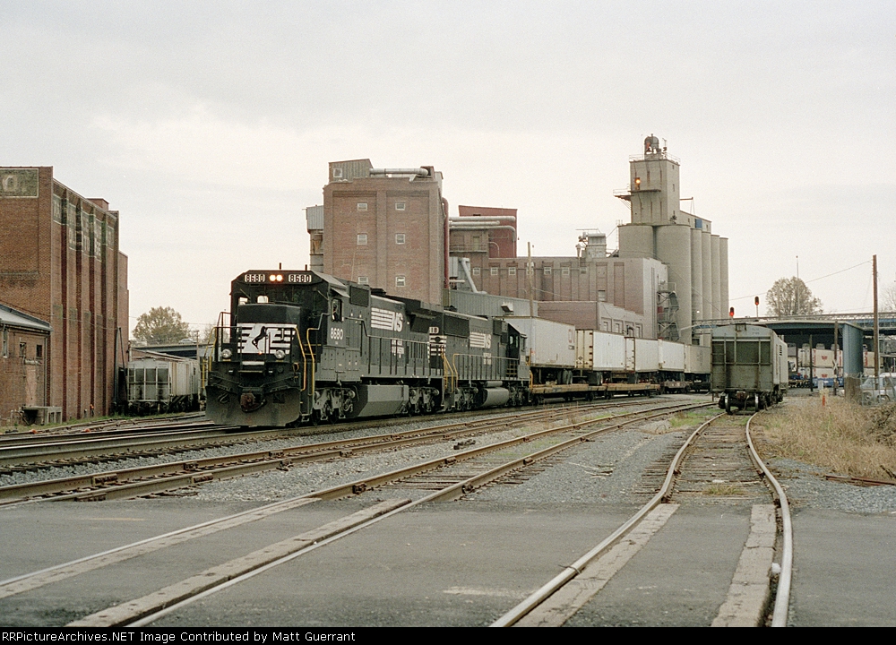 NS C39-8E 8680, NS SD50 6518